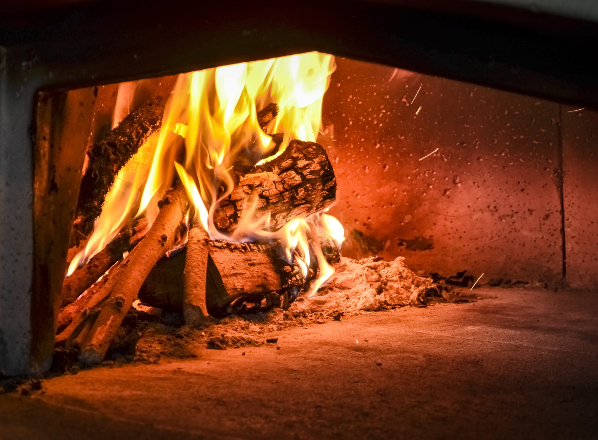 Kohlenmonoxid: Vorsicht beim Heizen mit Holz